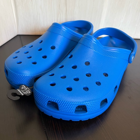 CROCS | Shoes | Nwt Crocs Royal Blue Classic Clog Mens 2 Comfort Beach ...